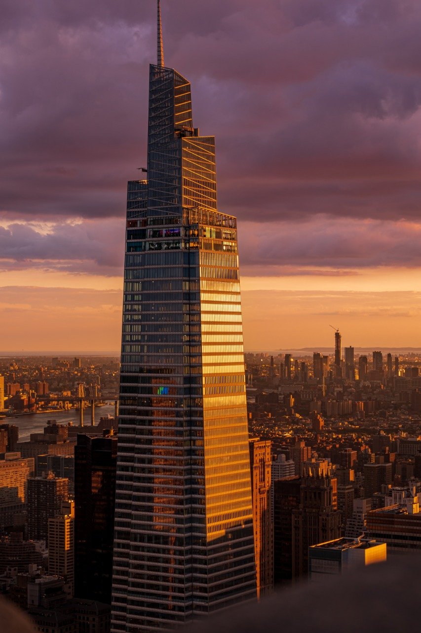 THE EDGE (NEW YORK, USA) | Lurra Fine Art